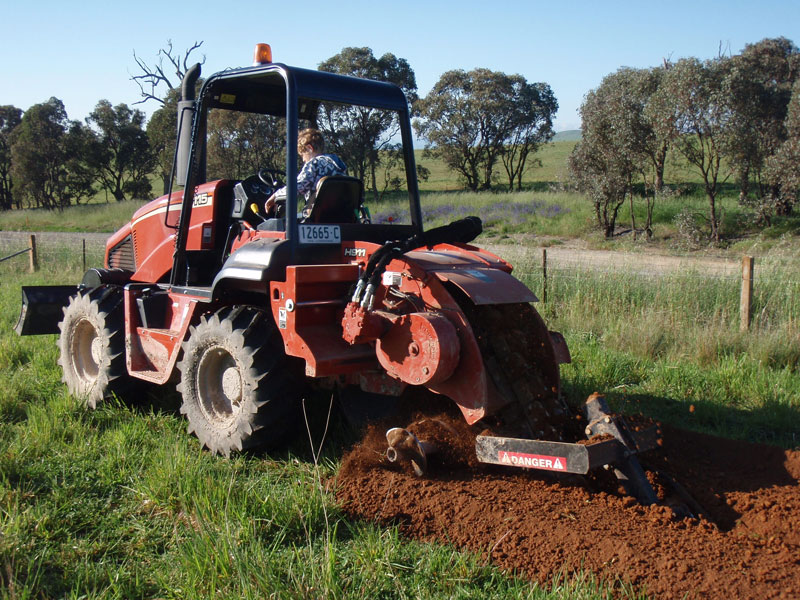 MSW Plant Hire | Trenching Specialists - Trench Diggers - 115hp
